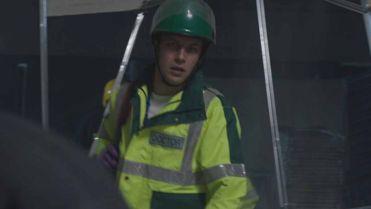 BBC One - Casualty, Series 26, Teenage Dreams, Casualty Video Clip: Tom ...
