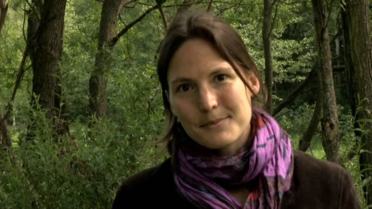 BBC Two - Operation Iceberg, Series 1, Diaries, Helen Czerski looking ...