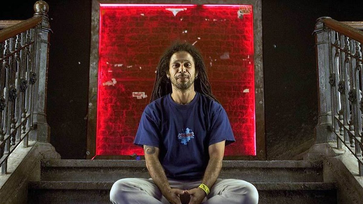 BBC Radio 6 Music - 6 Music Live Hour, Zion Train, Lucky Dube and The ...