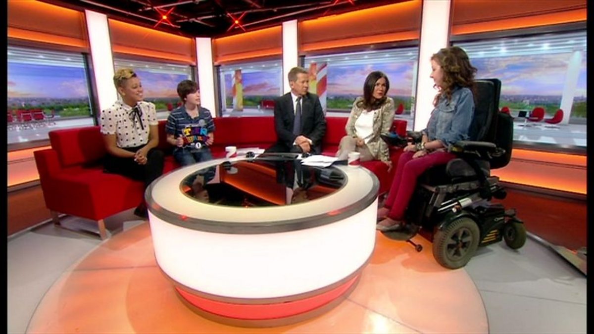 BBC One - Breakfast, 08/10/2012, BBC Radio One Teen Awards review