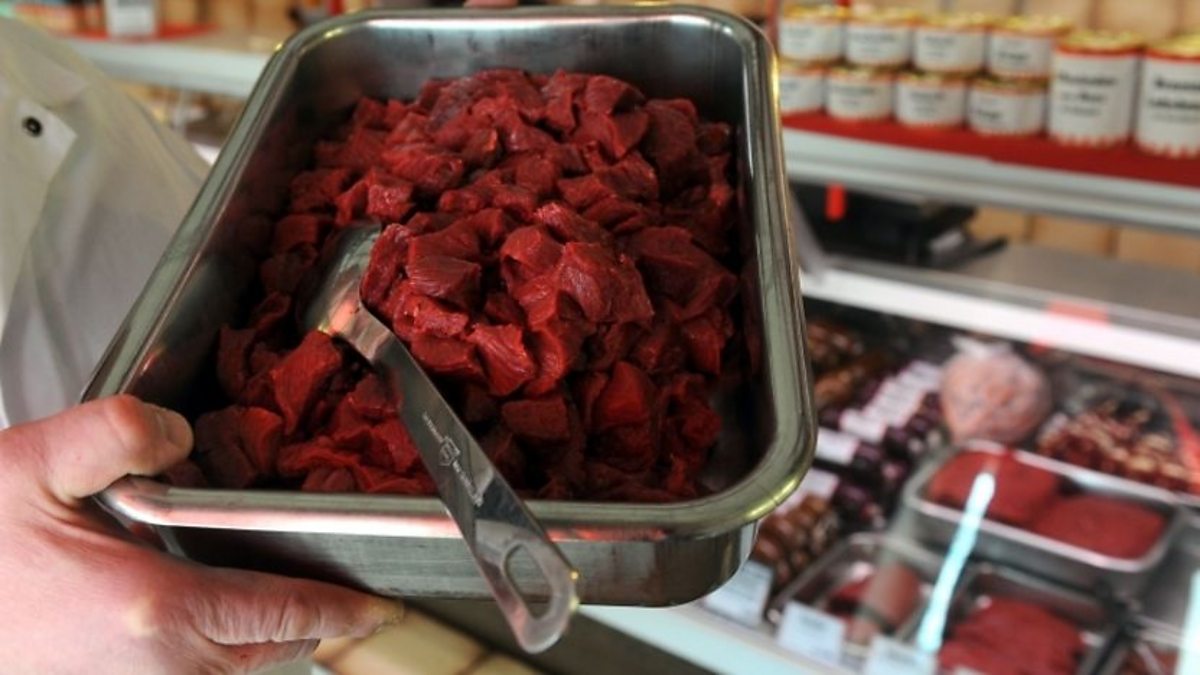 BBC One - Inside Out London, 14/10/2013, Food fraud