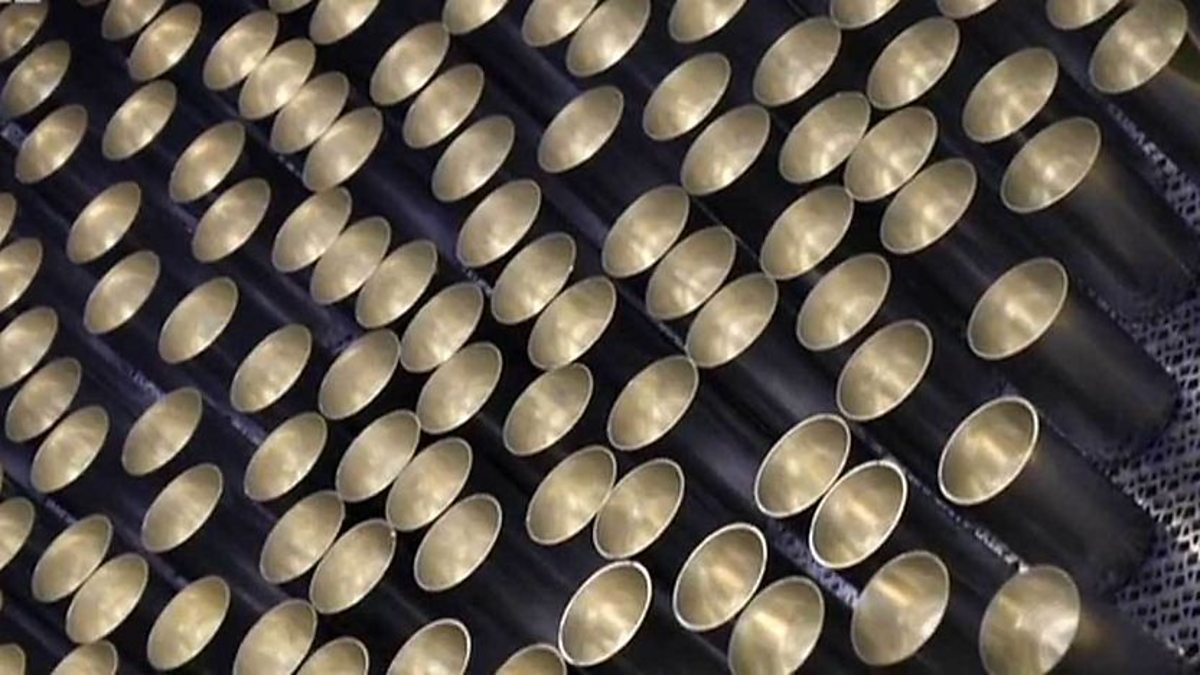 BBC One - Inside Out London, 21/10/2013, History of the tin can