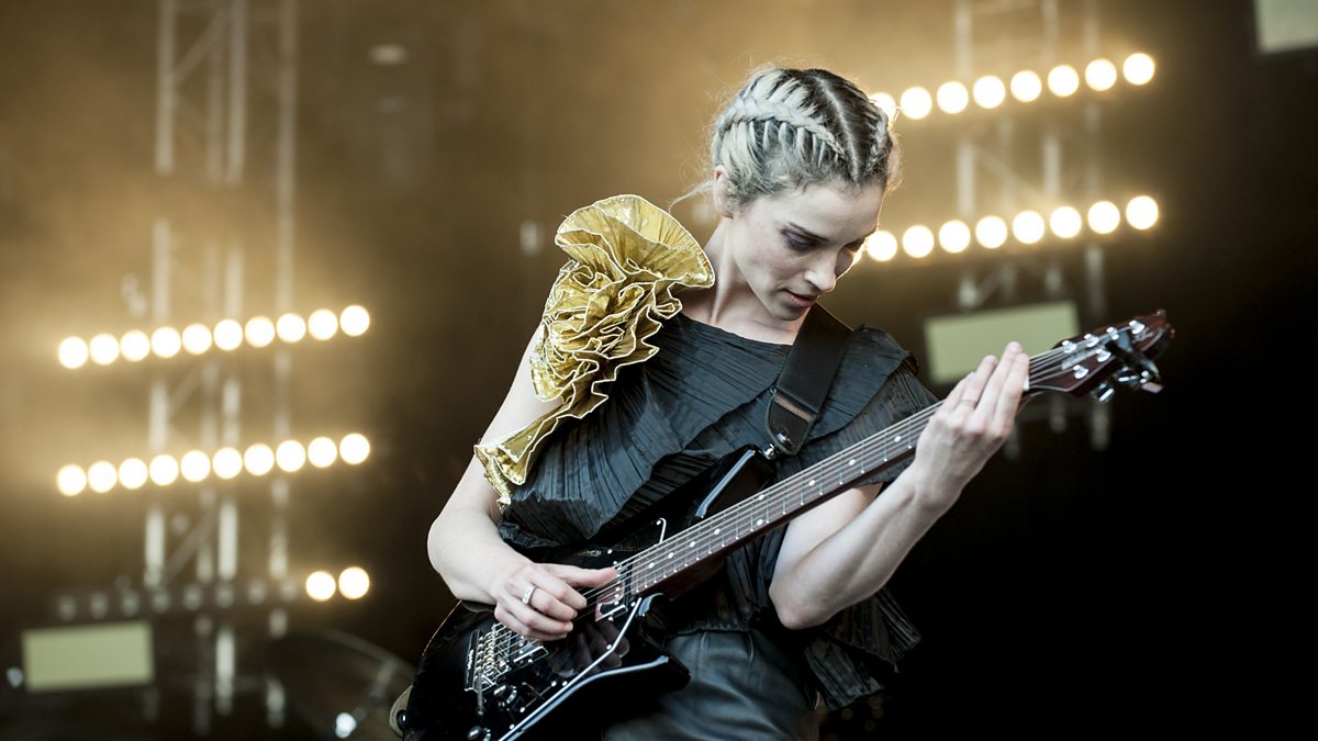 BBC Radio 6 Music - Wise Women, St Vincent, St Vincent introduces her ...