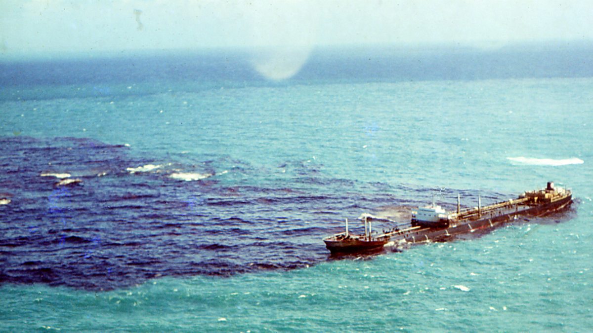 BBC Radio 5 Live - 5 live Daily - 'I was there': Torrey Canyon spill, 1967