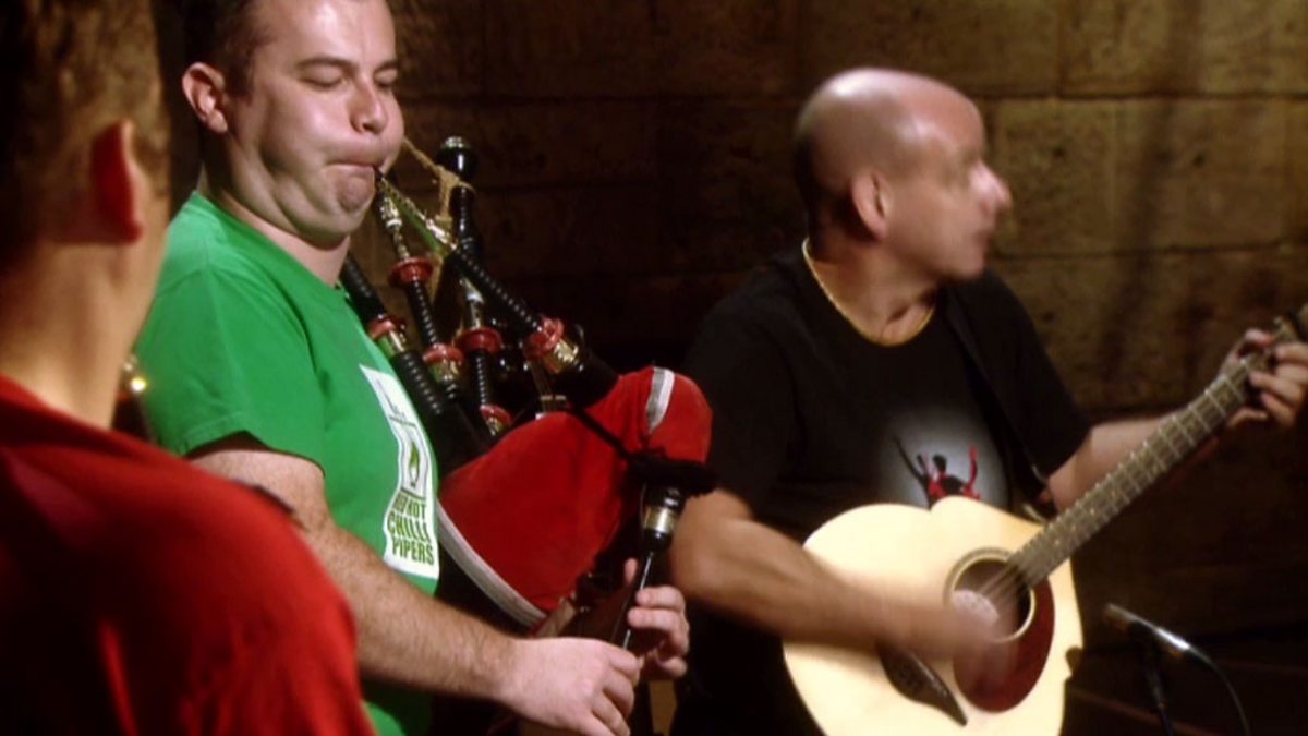BBC ALBA - Taghadh bho na Trads, Series 1, The Red Hot Chilli Pipers ...