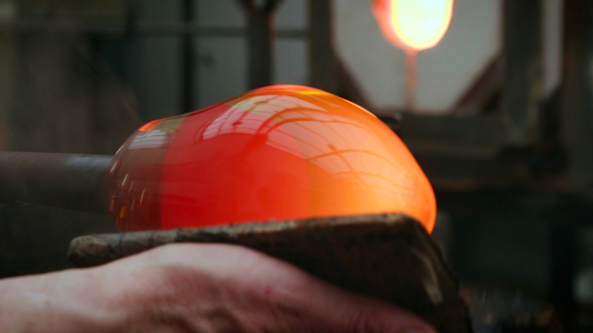 BBC Four - Handmade, Glass, As oils are to the painter, so tinted glass ...