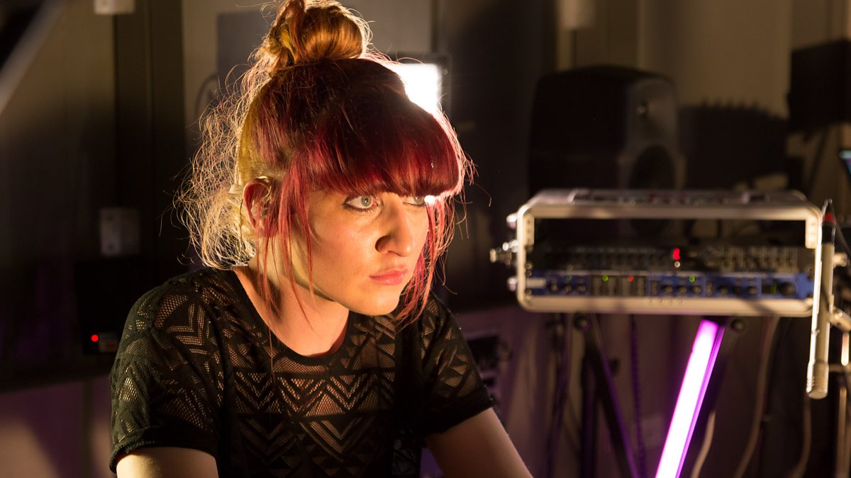 BBC Radio Scotland - Vic Galloway, 27/04/2015, White - Future Pleasures ...