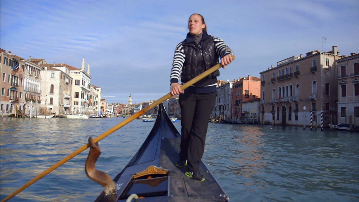 BBC News - The Travel Show, 09/05/2015 GMT, Venice’s only female gondoliera