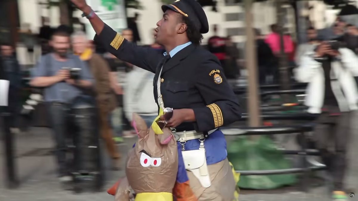 BBC World Service - Trending, The Fake Policeman Causing a Stink in Sweden