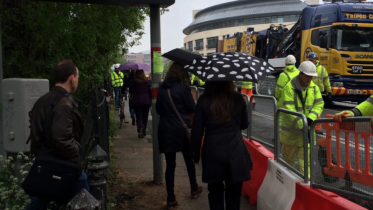 BBC Radio Berkshire - Andrew Peach, 18/05/2015, Scenes from the closure ...