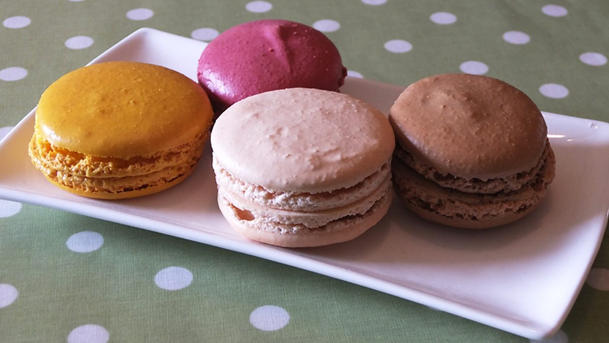 BBC ALBA - Fuine, Series 2, Cooking for a Drinks Party - Features