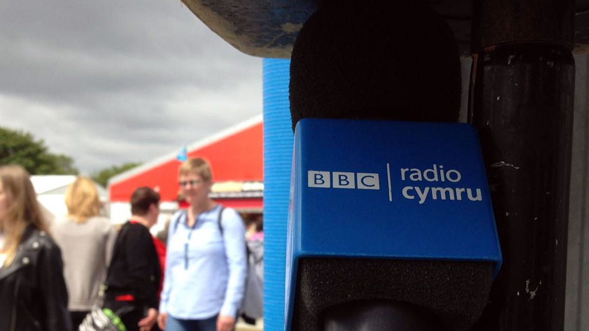 BBC Radio Cymru - Taro'r Post, 27/05/2015