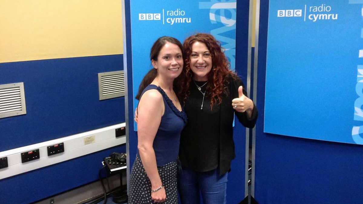 BBC Radio Cymru - Bore Cothi, 08/06/2015, Gwyl nôl a mla’n Llangrannog gan Mari George