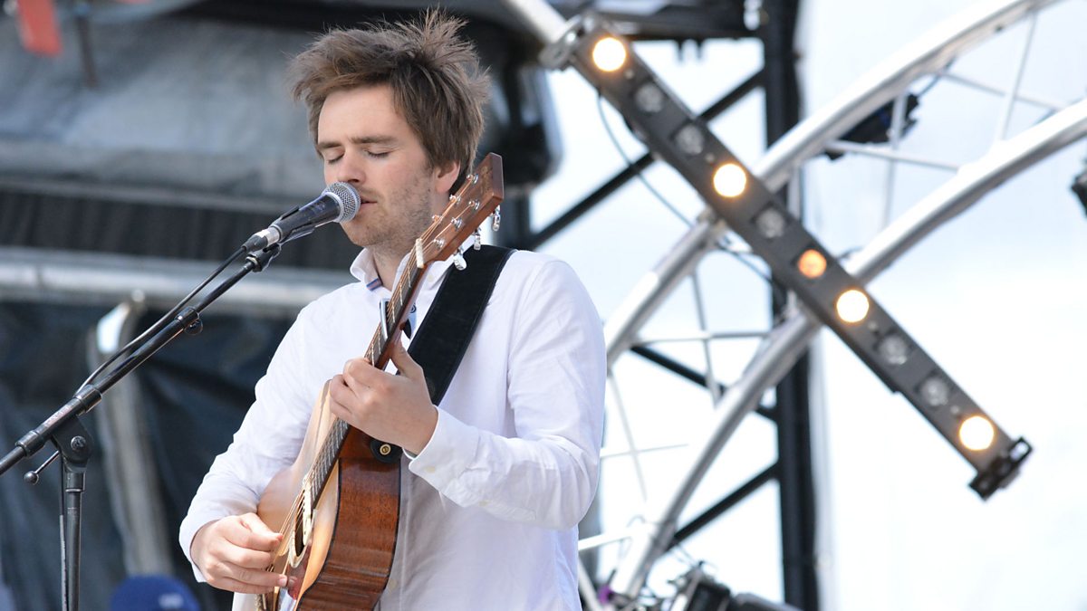 BBC Radio Scotland - Vic Galloway, 08/06/2015, Sorren MacLean - Watch ...