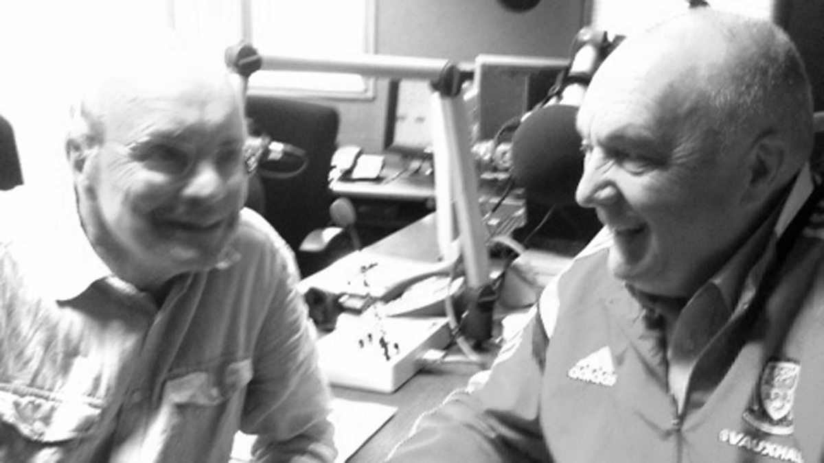 BBC Radio Cymru - Dan yr Wyneb gyda Dylan Iorwerth, 15/06/2015