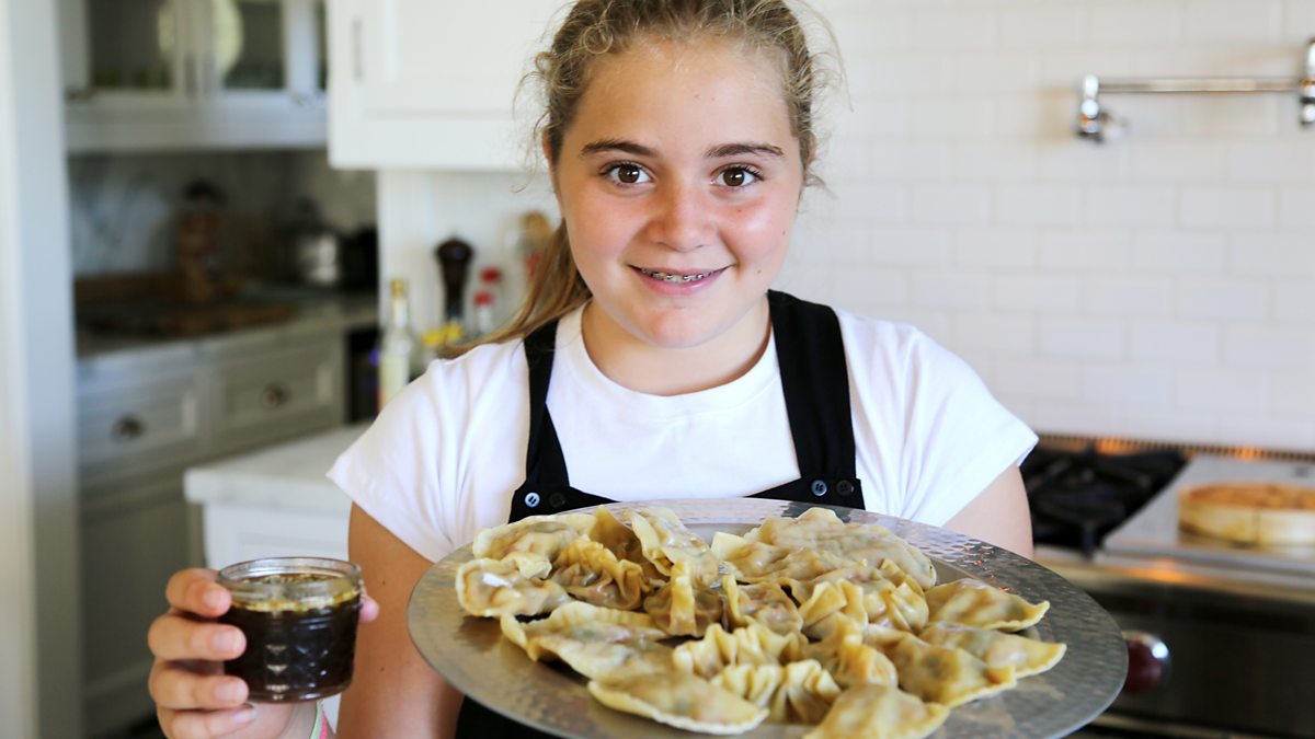 Matilda and the Ramsay Bunch - Series 1: 11. The LA Makeover - BBC iPlayer