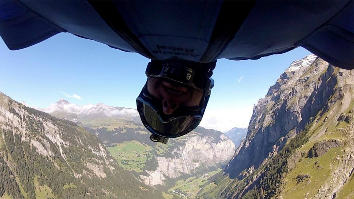 BBC World Service - Outlook, The adventures of an Italian base jumper