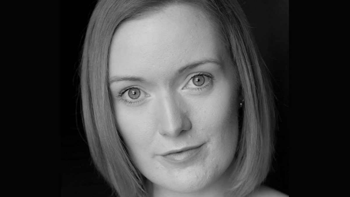 BBC Radio Cymru - Sesiwn y Sioe Gerdd, Cyfres 1, Emma Hickey