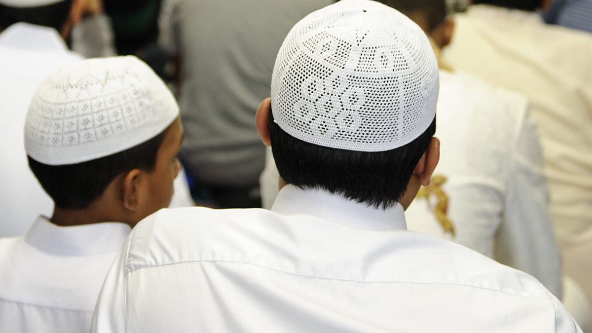 BBC World Service - Heart and Soul, Young, British and Imam in Training