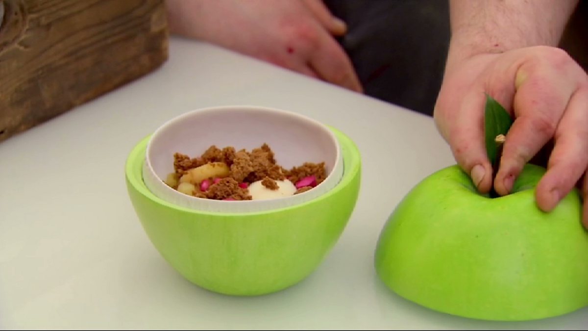 BBC Two - Great British Menu - Grandma’s Humble Apple Crumble