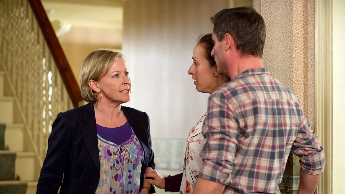 EastEnders 2013 - 2017 - 2015: 01/10/2015 - BBC iPlayer