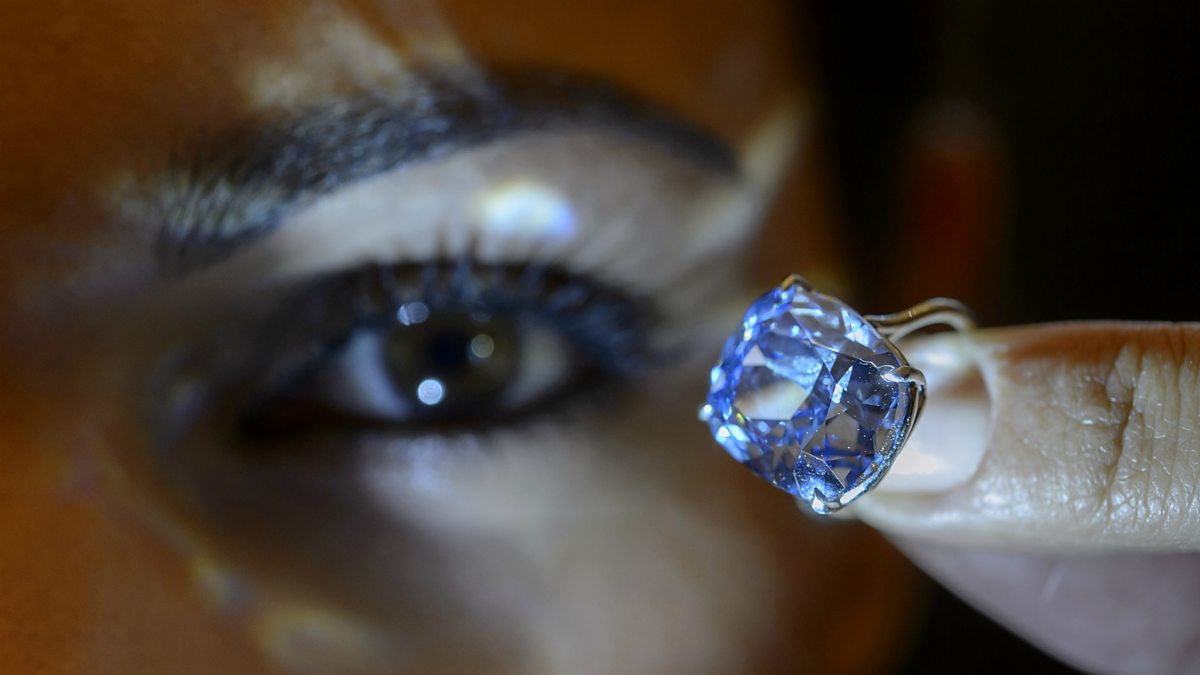 BBC World Service - BBC OS, Who bought the most expensive diamond in ...