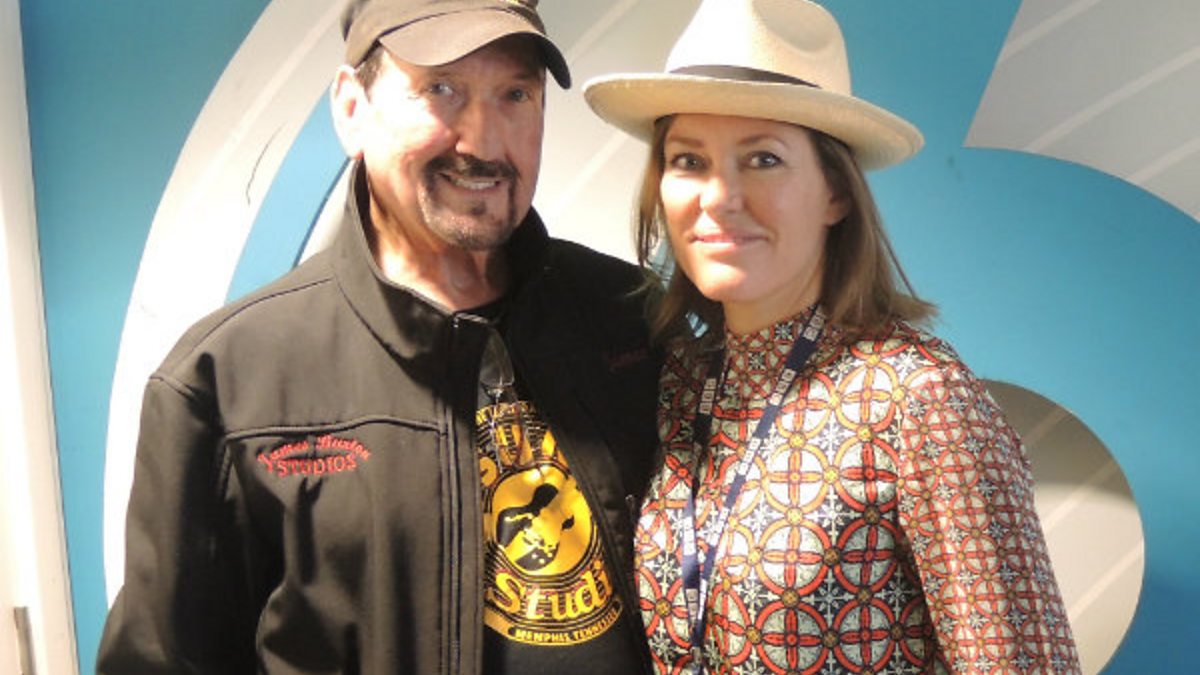 BBC Radio 6 Music - Cerys Matthews, Barna Howard session, Cerys chats ...