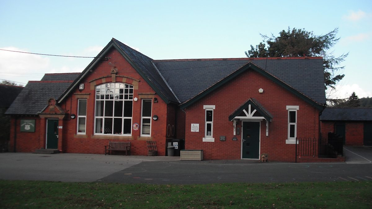 BBC Radio Wales - Eleri Siôn, 12/01/2016, Ysgol Carrog: Singing in Welsh