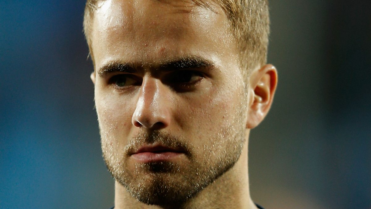 BBC Radio Sheffield - Football Heaven, Andrew Shinnie on his move to ...