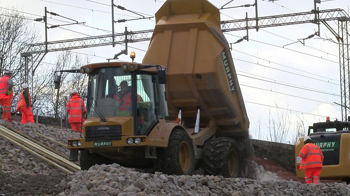 BBC Radio Northampton - Rob Adcock, 04/02/2016, Leighton Buzzard rail ...