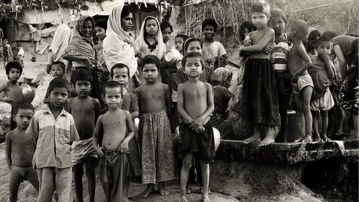 BBC World Service - World Update, Photographing children of war around ...