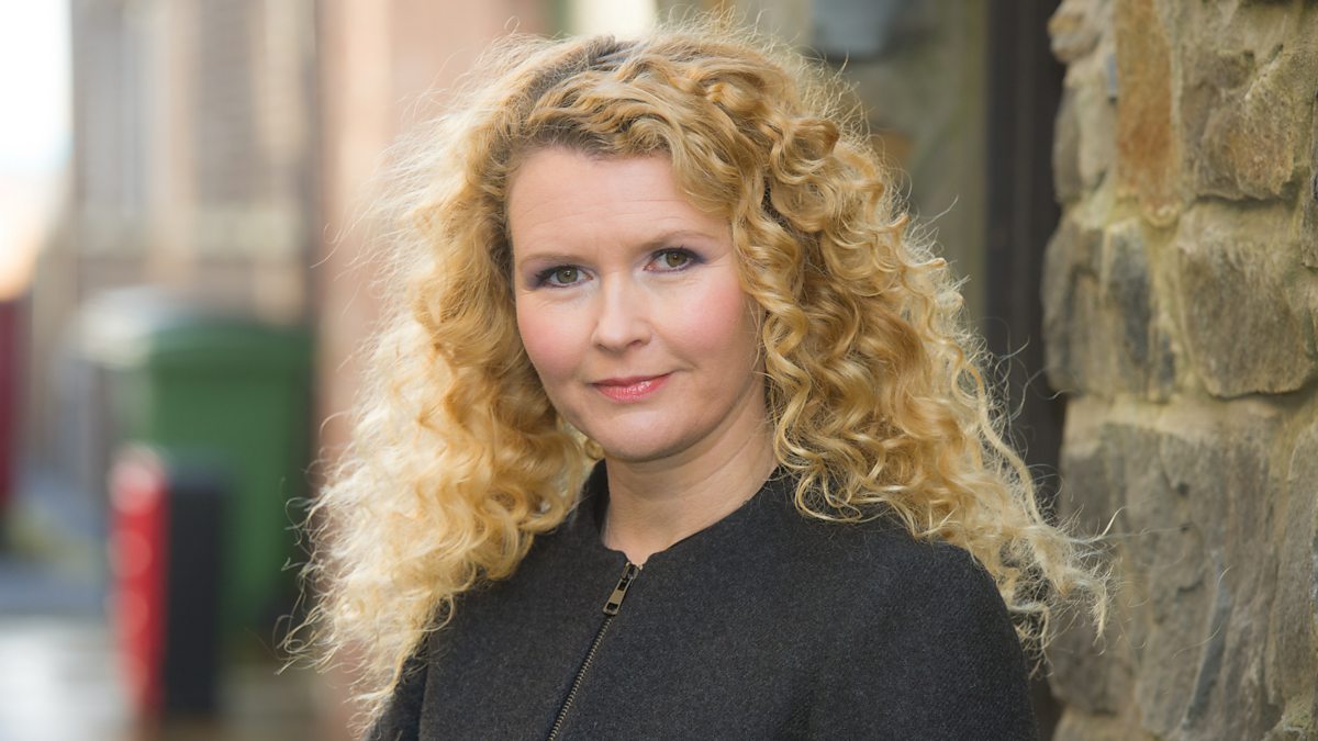 S4C - Pobol y Cwm - Sara Francis