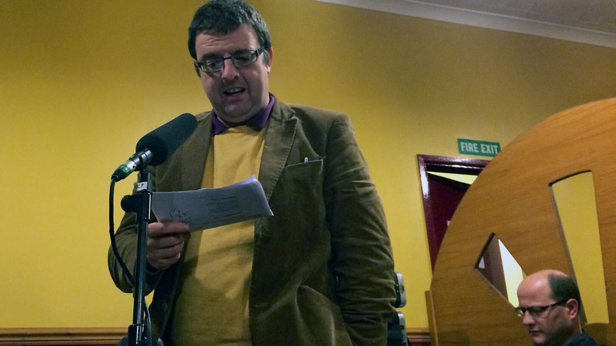 BBC Radio Cymru - Gwybodaeth, Bardd Ebrill 2016 - Rocet Arwel Jones