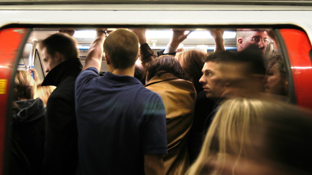 BBC Radio 5 Live - 5 Live In Short, 'Mind the Gap' voice Phil Sayer dies