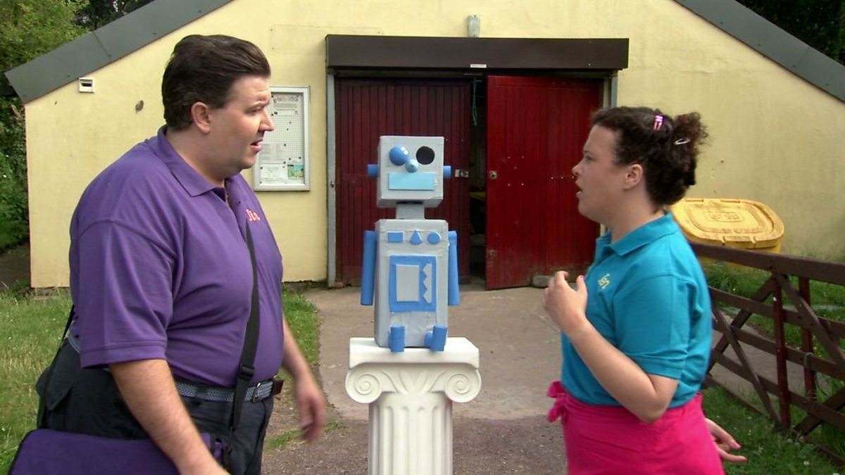 S4C - Jen a Jim, Jen a Jim Pob Dim, Y Bêl Goll