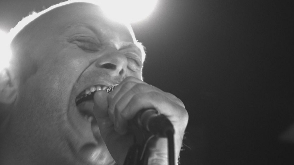 BBC One - Nolan Live, Series 7, Episode 4, Andrew Strong and band ...