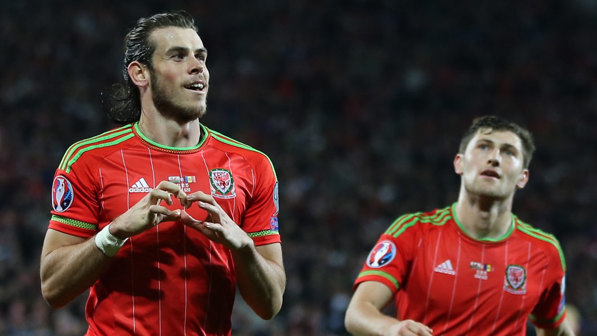 BBC - Pêl-droed ar S4C / Football on S4C