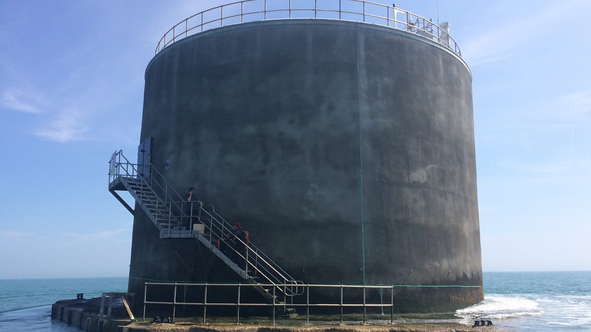 BBC Radio Solent - Julian Clegg, Overnight storms leave flooding across ...