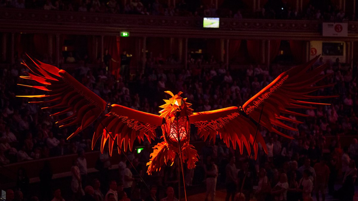 BBC - The Ten Pieces Prom - 'Mars' from Holst's 'The Planets'