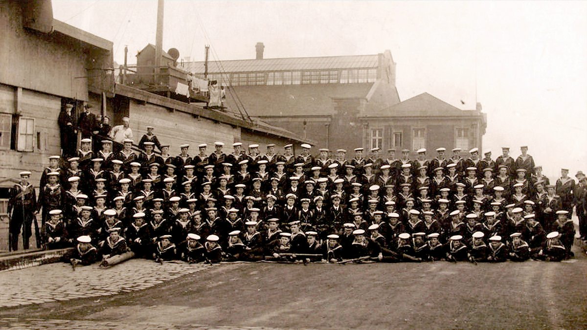 BBC - World War One At Home, Dundee, Scotland: HMS Frigate Unicorn
