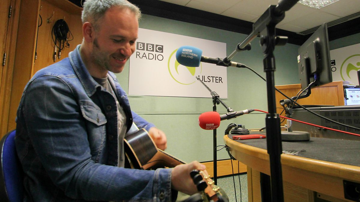 BBC Radio Ulster - Gerry Kelly, Simon Murphy Live in Studio, Simon Murphy