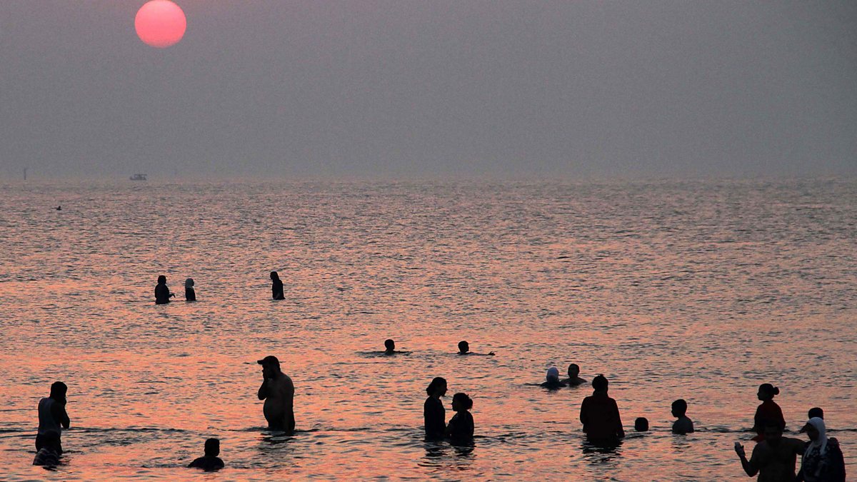 BBC World Service - Science In Action, Record Temperatures in Kuwait and US