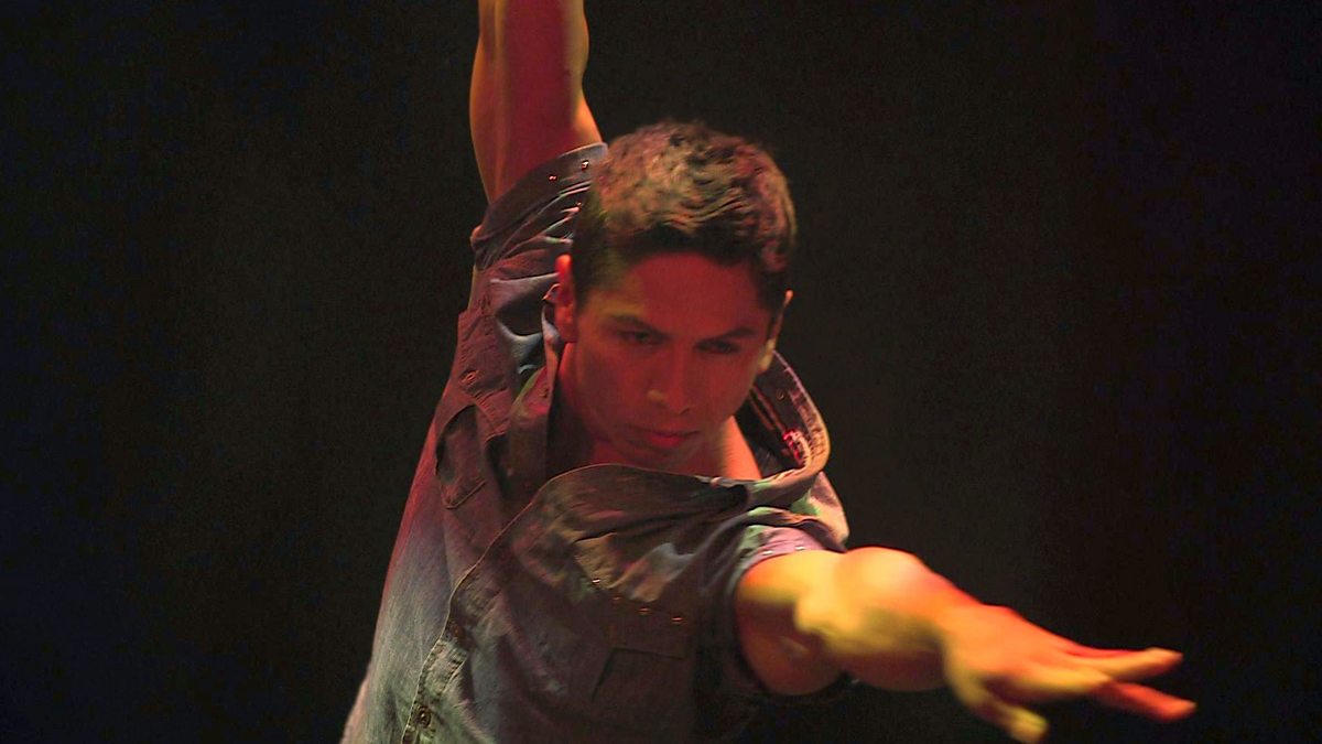 BBC Arts - BBC at the Edinburgh Festivals, 2016, Meet the aerial circus ...