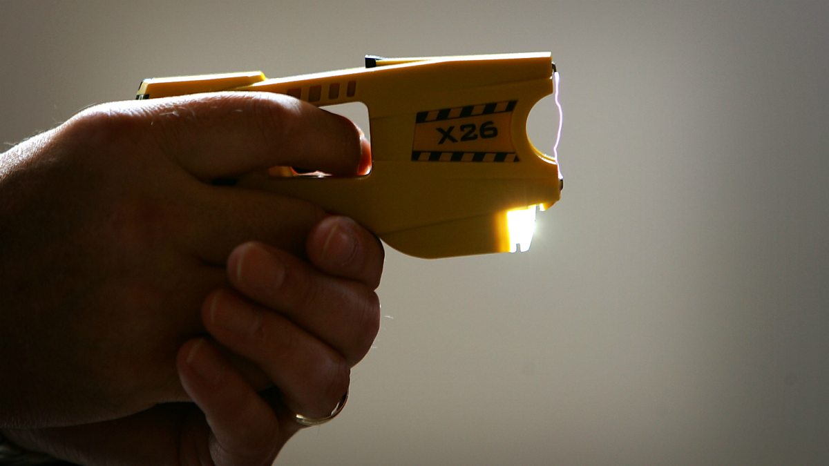 BBC Radio 4 - PM, What does a Taser do?