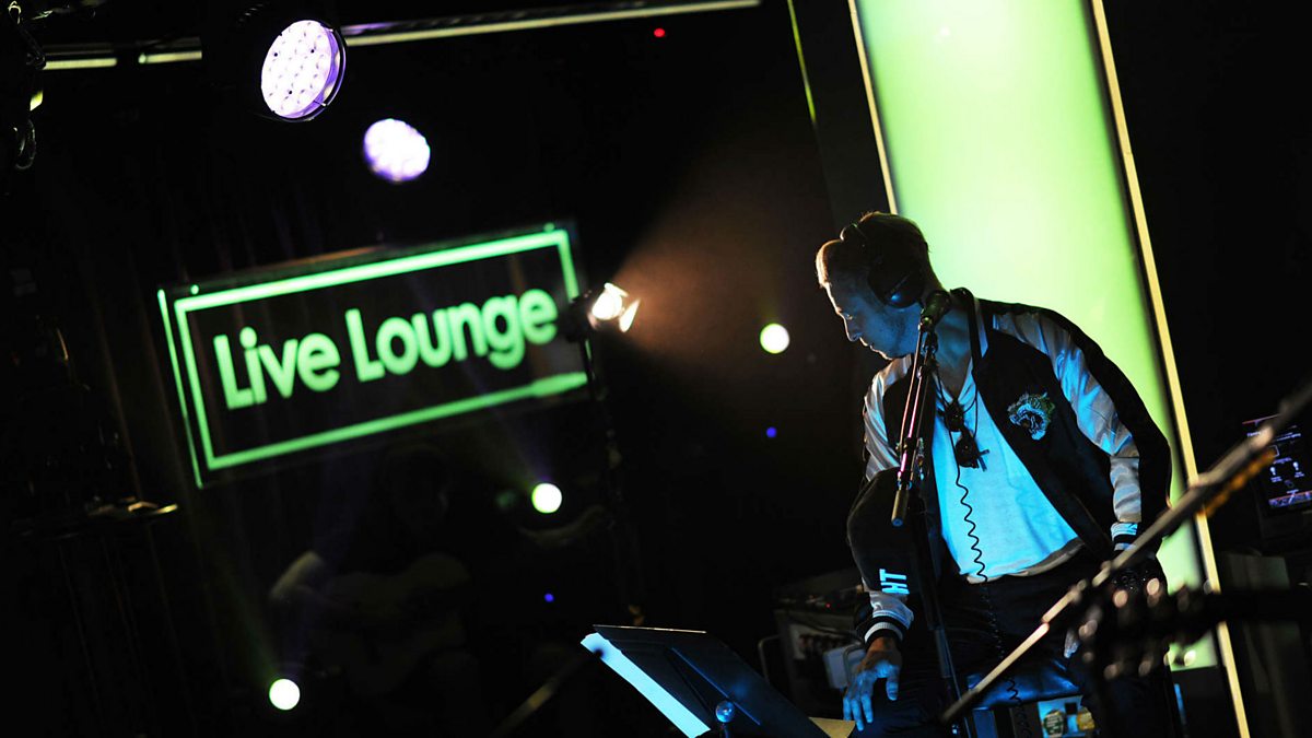 Bbc Radio 1 Clara Amfo Onerepublic Live Lounge Onerepublic Live Lounge