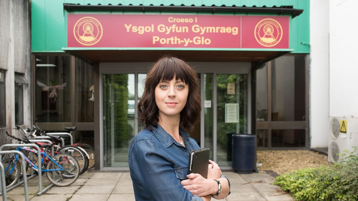 S4C - Gwaith Cartref, Cyfres 7, Pennod 1