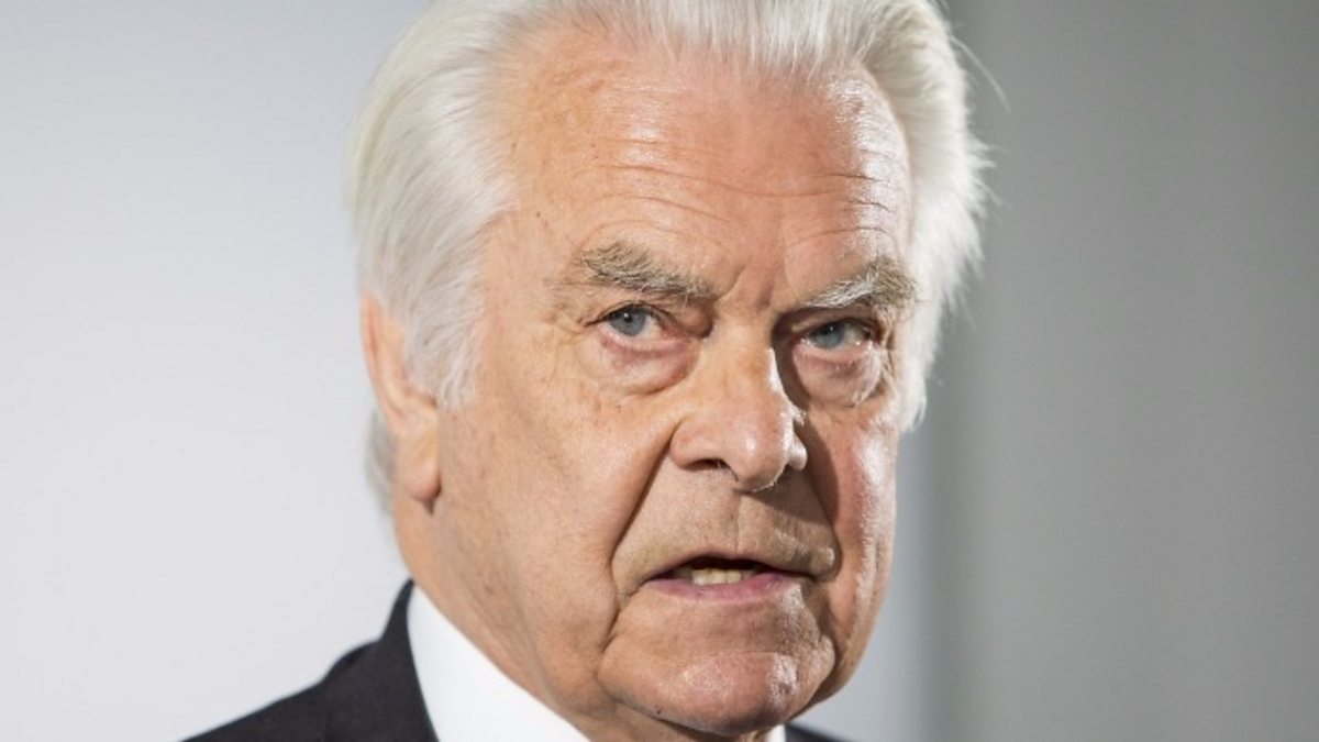 BBC Radio 4 - Midweek, David Owen, Paul Jones, Amie Slavin, Samuel ...