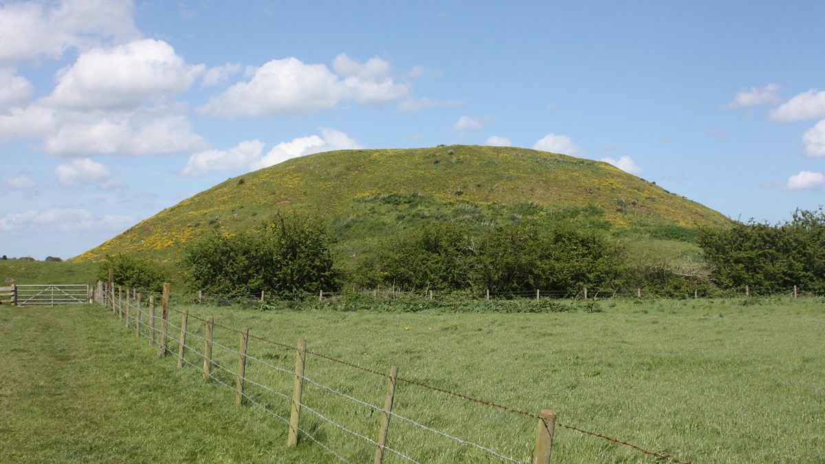 BBC Radio 4 - Today, 'Largest Iron Age mound in Britain' discovered