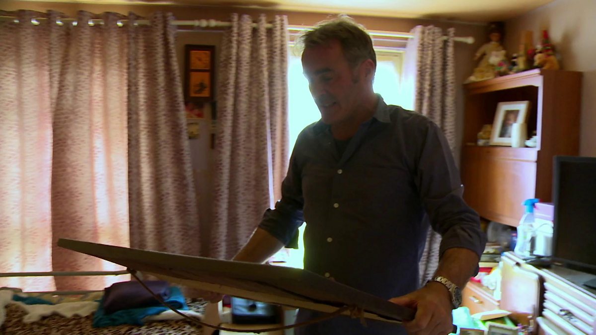 BBC One - Street Auction, Series 1, Redruth, Generous lady takes her ...