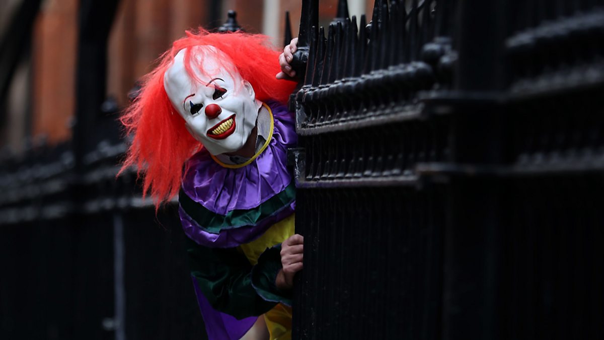 BBC Radio 5 Live - 5 Live In Short, Mum: ‘Creepy clown’ chased my kids